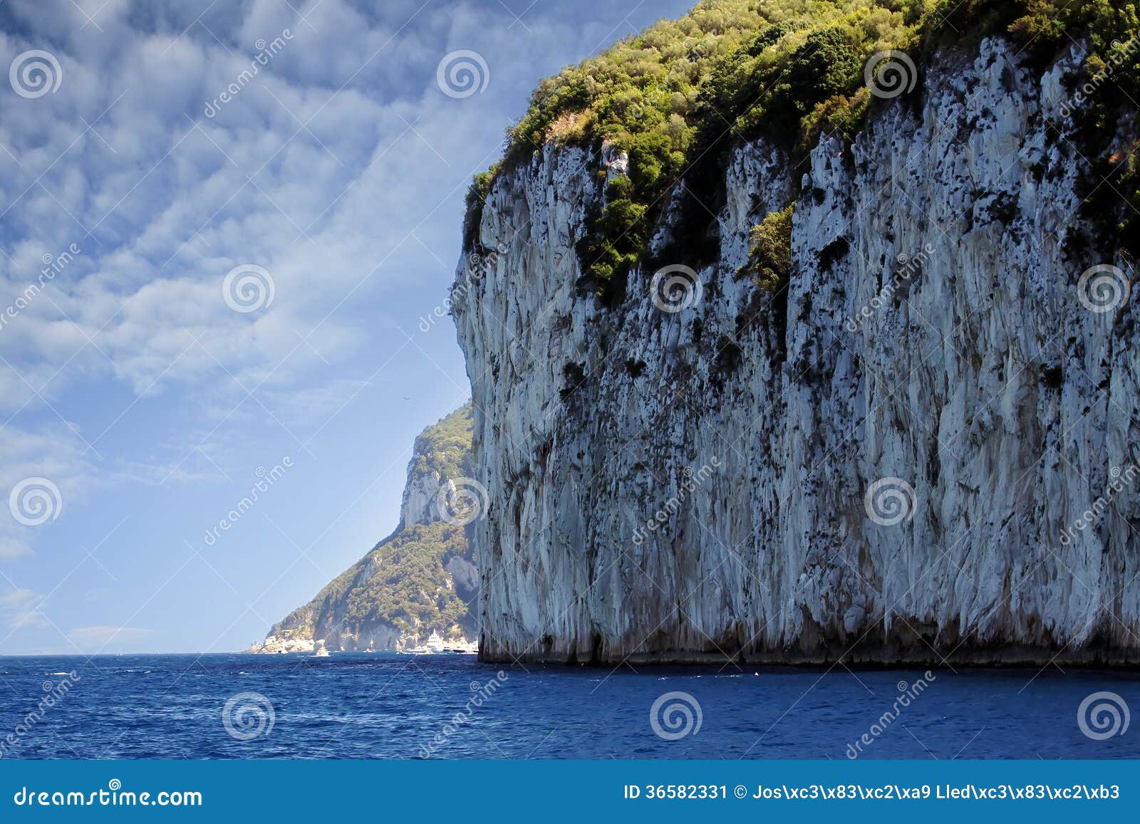 Cliff in Capri Island Coast Stock Image - Image of luxury, cliff: 36582331