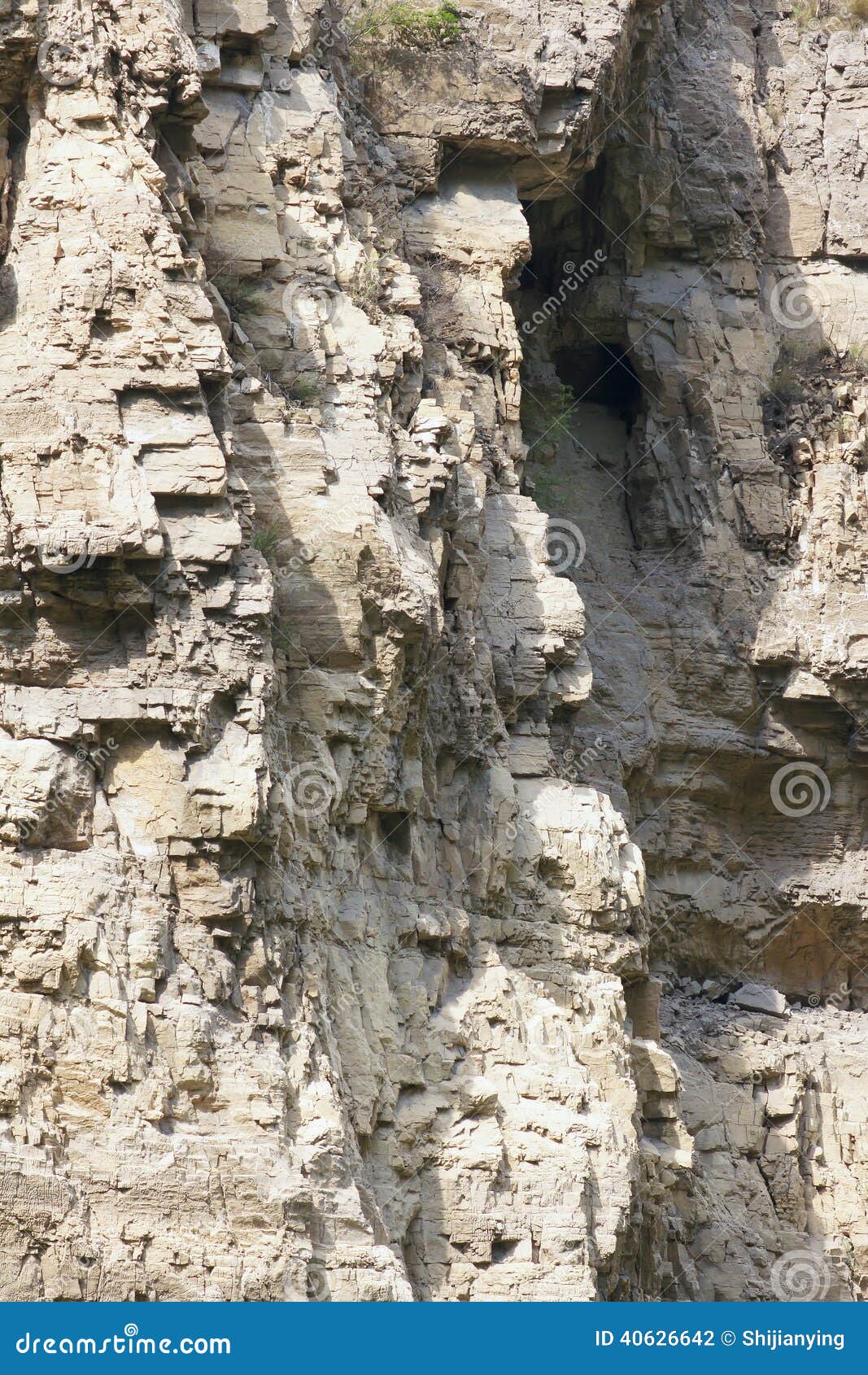 Cliff stock photo. Image of natural, escarpment, cliff - 40626642