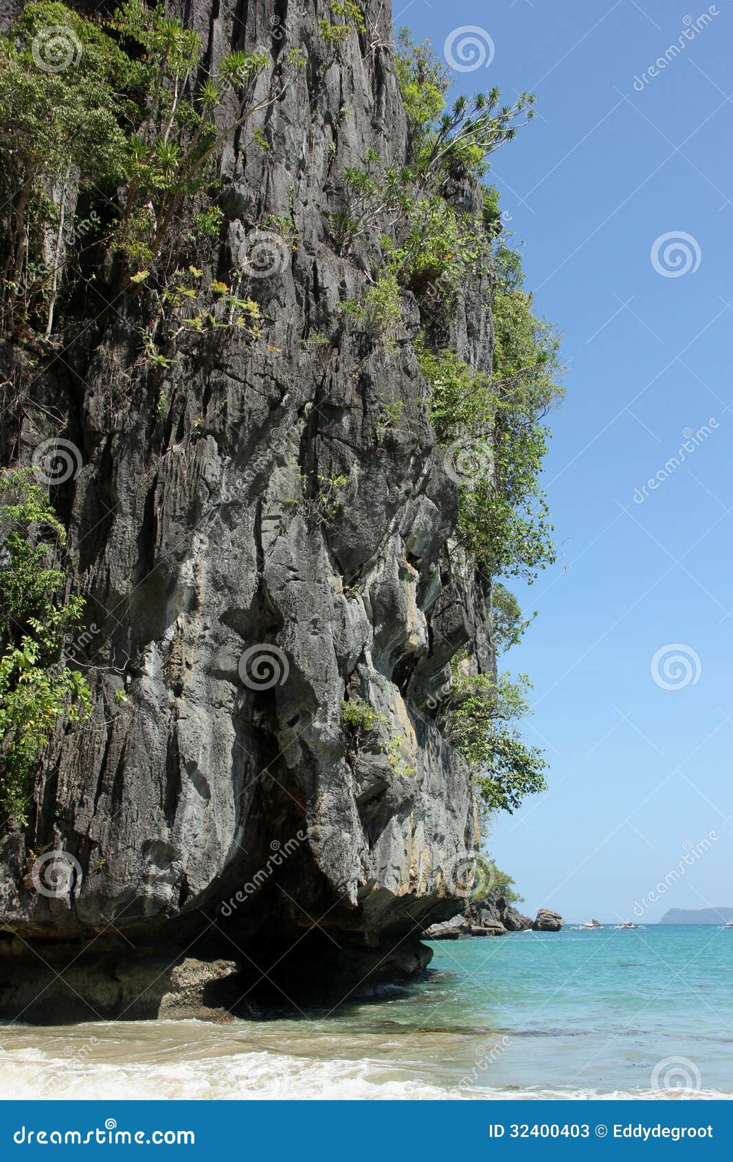 Cliff stock image. Image of surf, tourism, island, water - 32400403