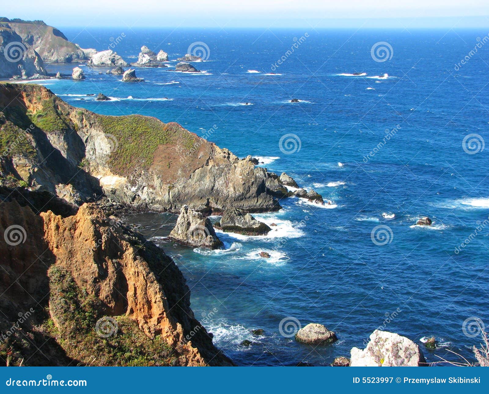 Cliff Near Big Sur, California Stock Image - Image of blue, water: 5523997