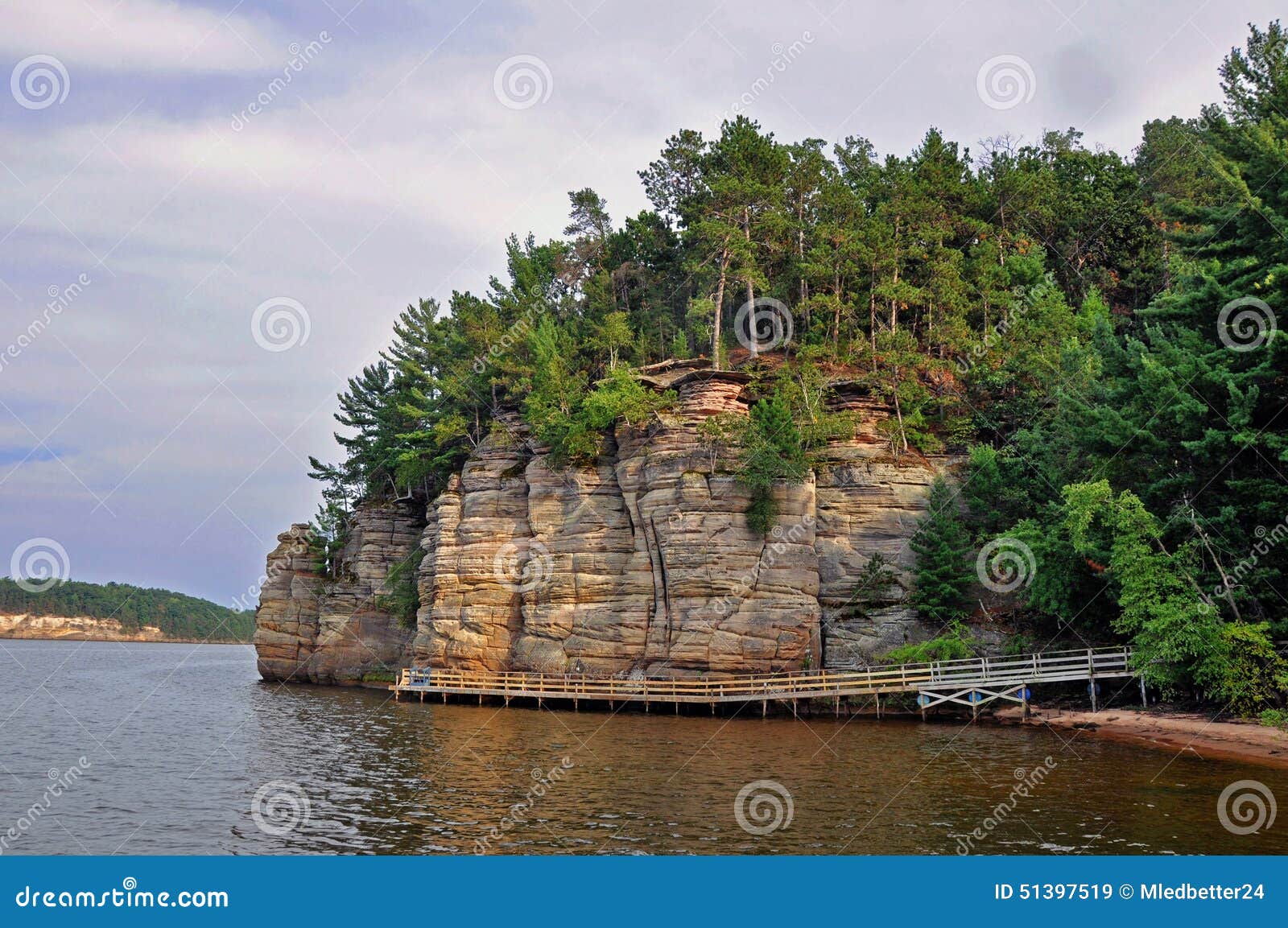 Cliff in Wisconsin Dells stock image. Image of climb - 51397519