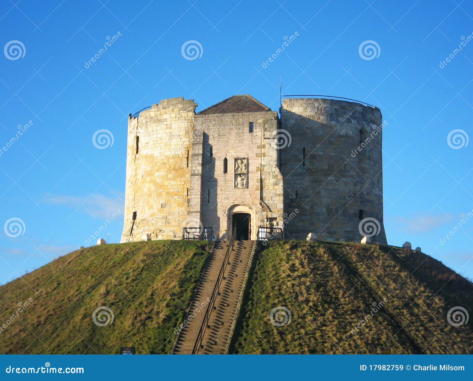 Cliffords Tower in York, England. Stock Image - Image of clifford ...