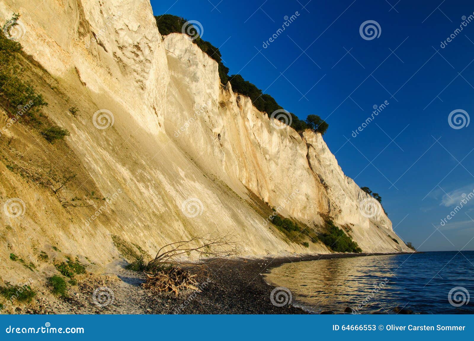 The cliffs of Mon stock image. Image of water, hill, canyon - 64666553