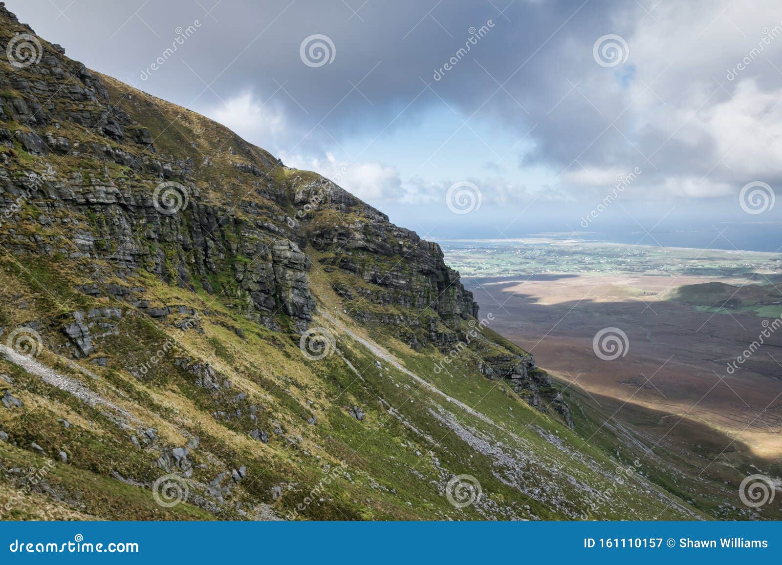 The Cliffs of Muckish Mountain Stock Image - Image of mount, mountains ...