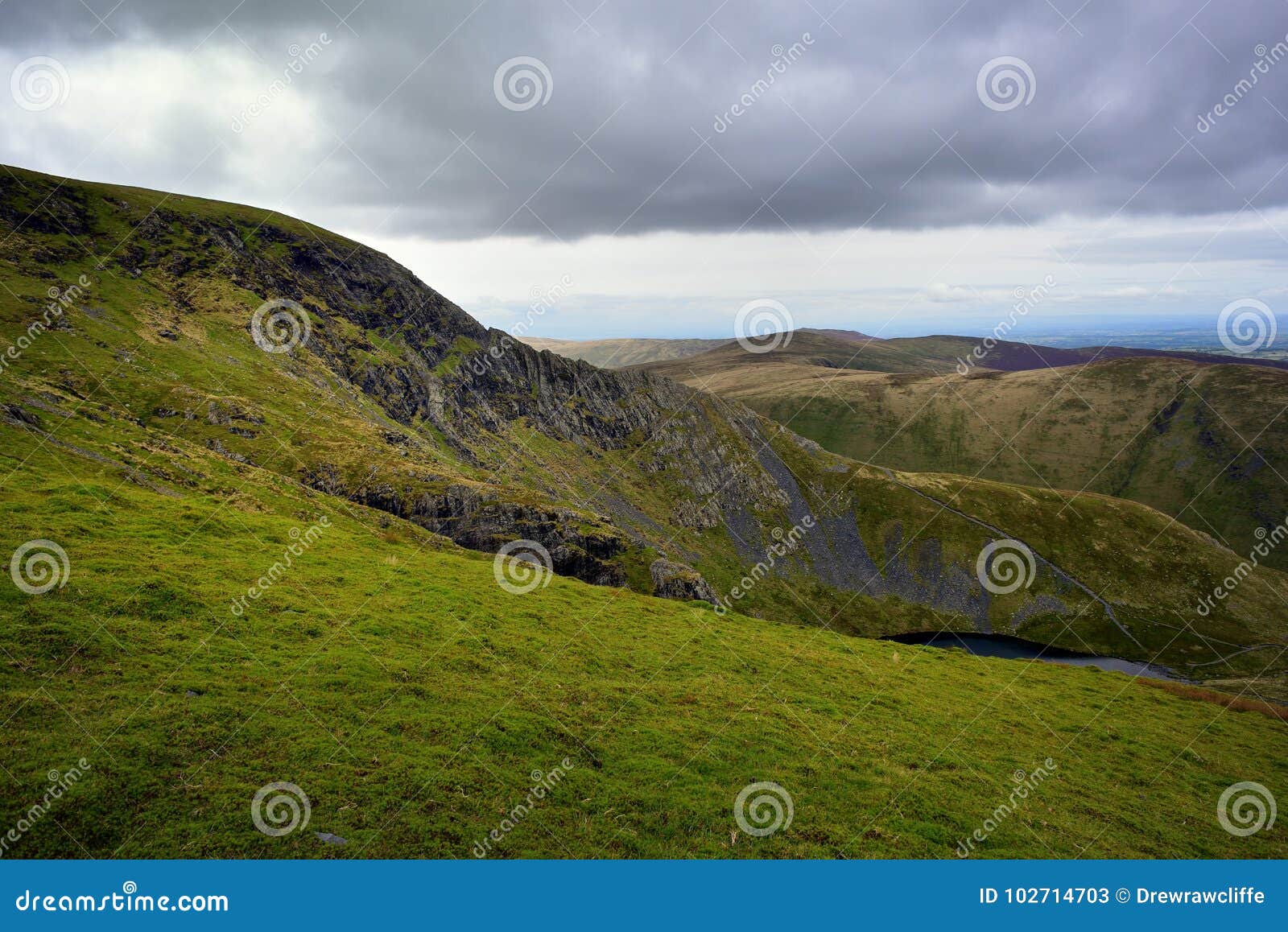 The Ridge Line of Sharp Edge Stock Image - Image of national, england ...