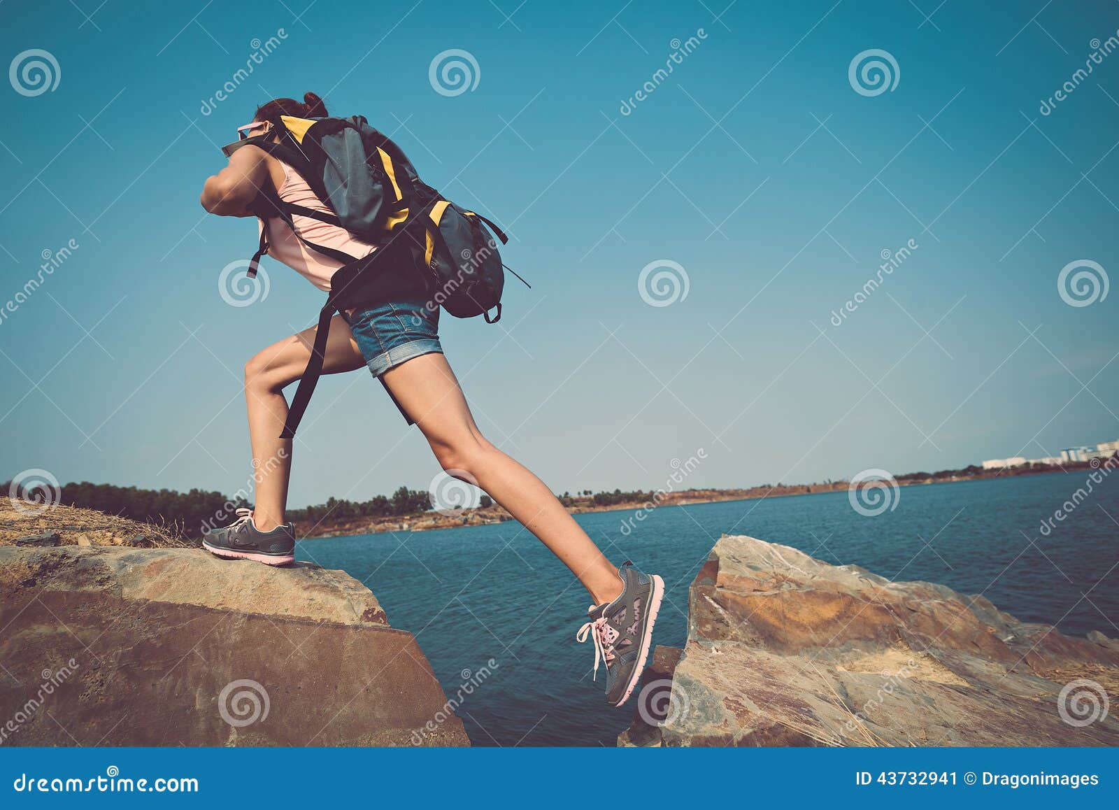 Climbing stock image. Image of jump, effort, park, copyspace - 43732941