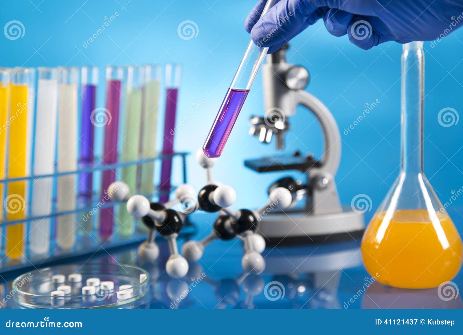 Clinical Trials in the Laboratory Stock Image - Image of coat, mice ...