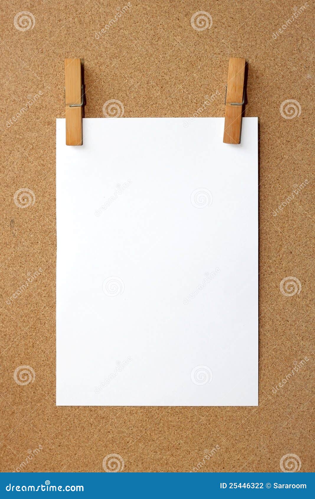 Clip and White blank note stock photo. Image of post - 25446322