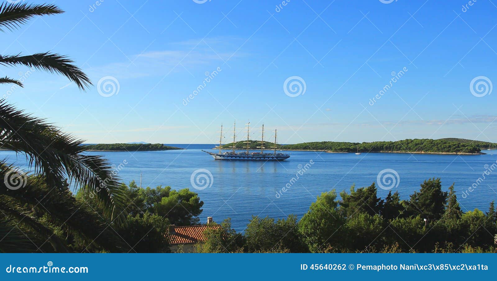 Clipper in Bay stock photo. Image of clippers, hvar, gate - 45640262