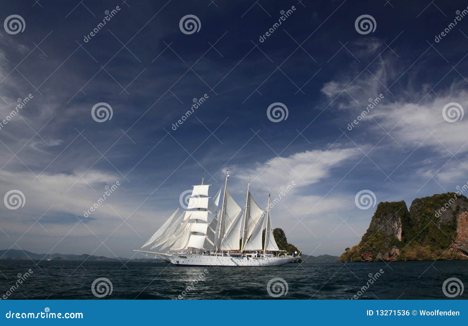 Clipper Ship Under Full Sail Stock Photo - Image of ship, sails: 13271536