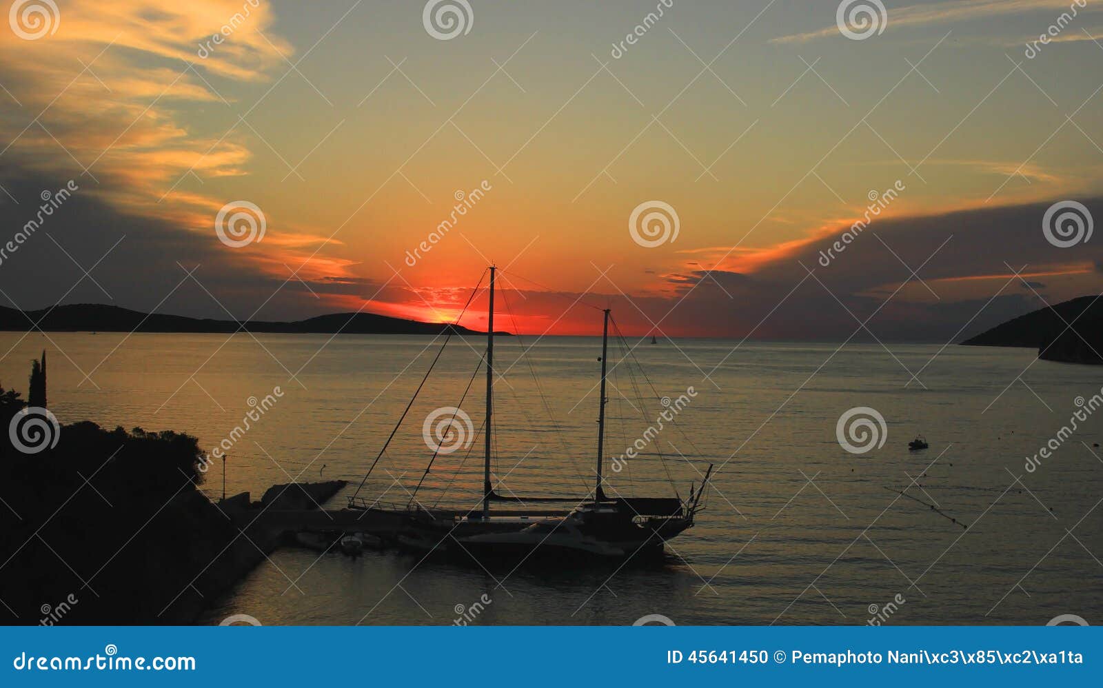 Clipper Harbouring Stock Photos - Free & Royalty-Free Stock Photos from ...