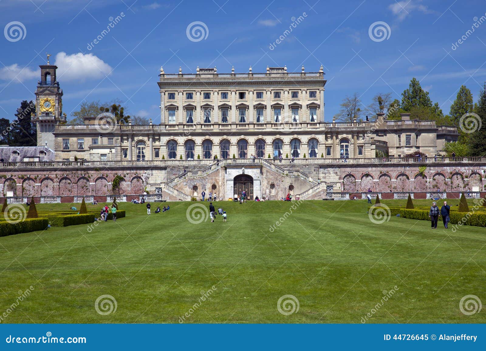 Cliveden image éditorial. Image du manoir, barry, horloge - 44726645