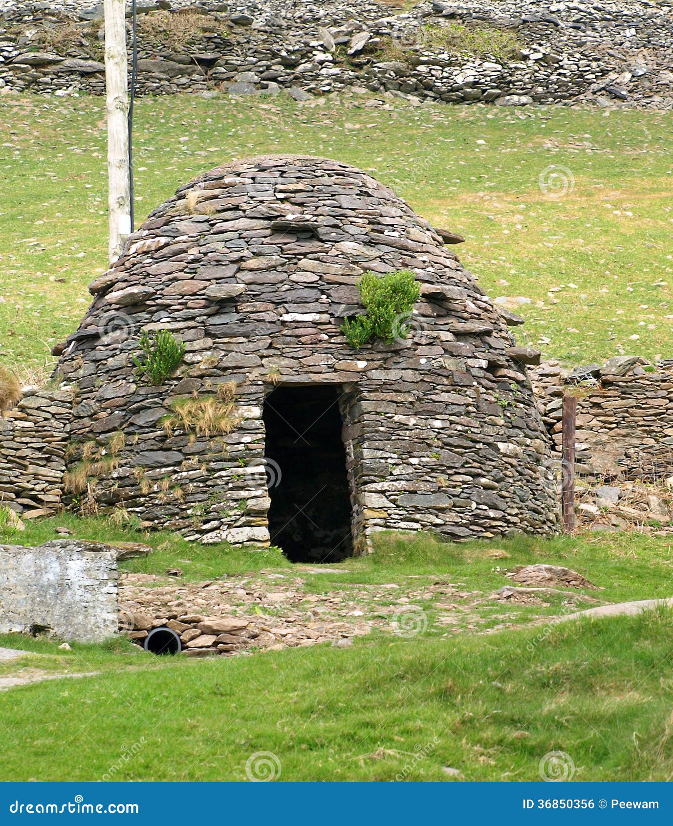 A Clochan Pn the Dingle Peninsula, County Kerry Ireland Stock Photo ...