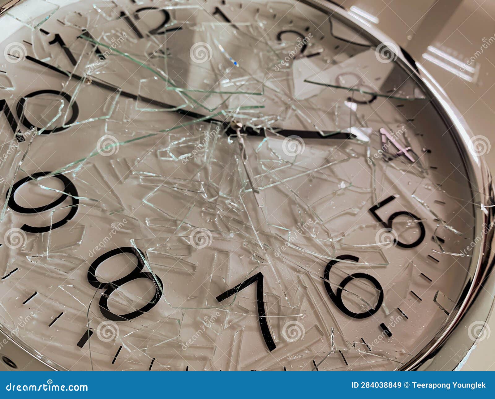 Clock with Cracked Glass and Shattered Art View Stock Image - Image of ...