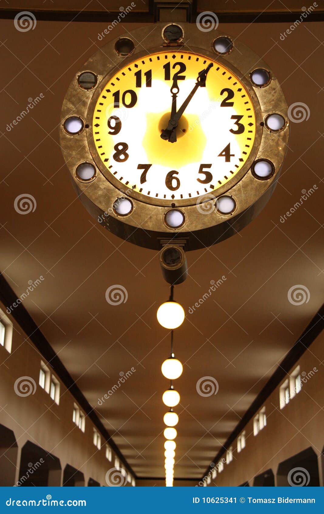 Clock in factory hall stock image. Image of hour, luminosity - 10625341