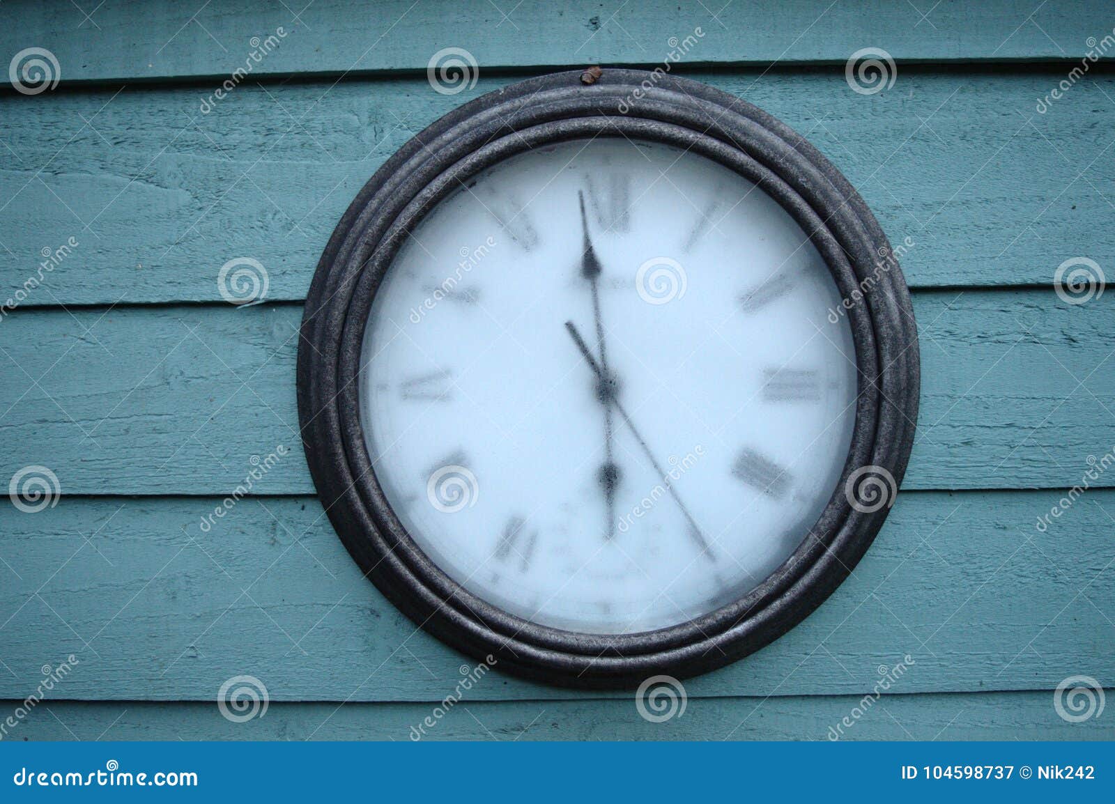 Frozen clock stock image. Image of decoration, mechanical - 104598737