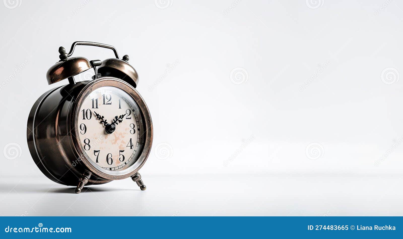 Clock, Illustration of Passing Time Stock Illustration - Illustration ...