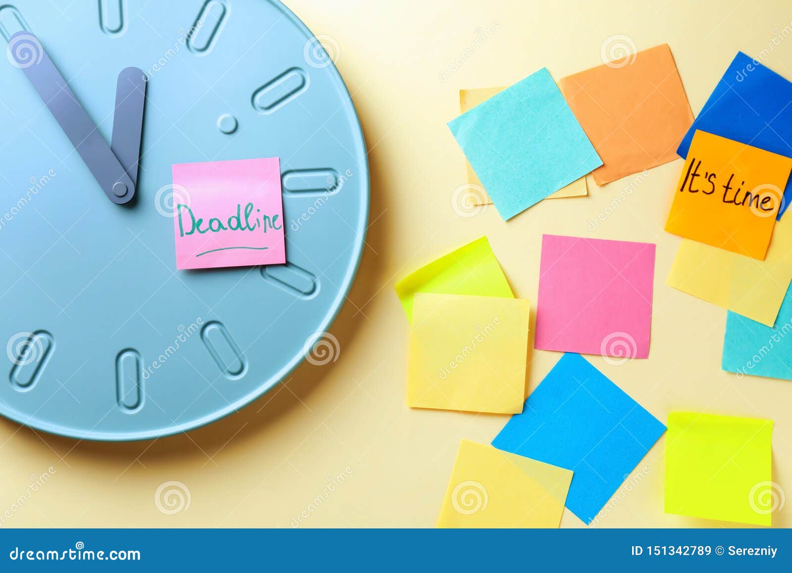 Clock with Paper Stickers on Color Table. Deadline Concept Stock Image ...