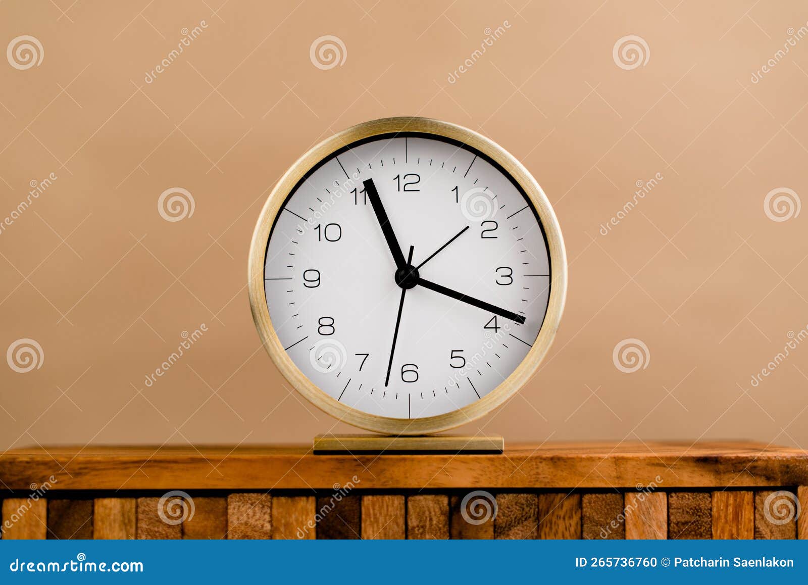 Clock Spinning Fast Time Lapse, Time Lapse, Time Lapse Mechanism Stock ...