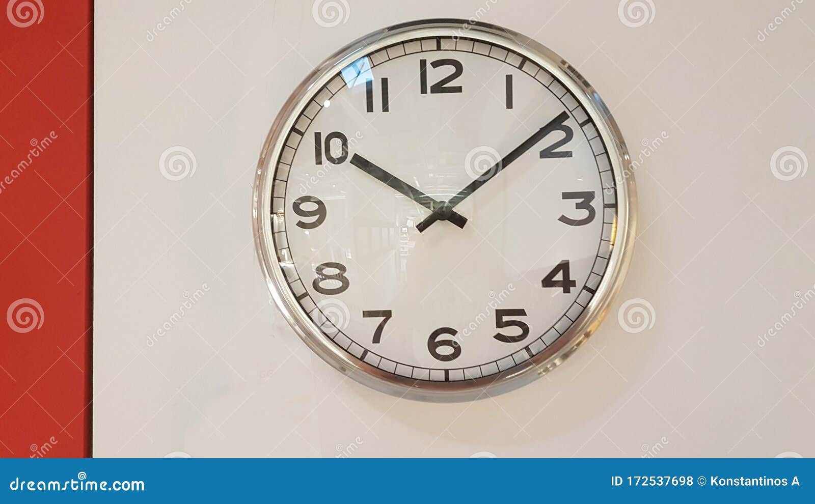 Clock Time on the Wall for Background Stock Photo - Image of indoor ...
