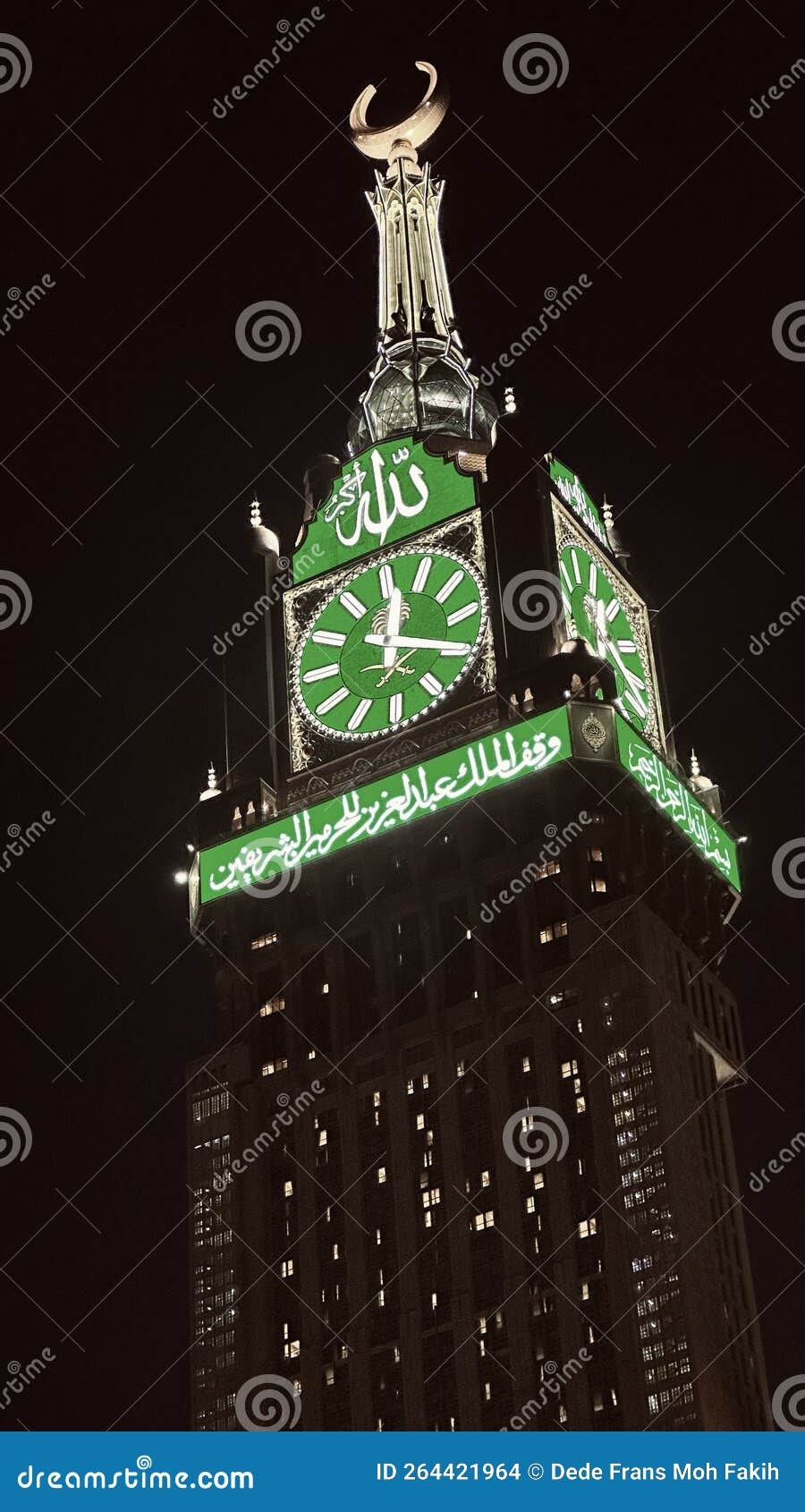 Clock Tower Mecca editorial stock image. Image of clock - 264421964