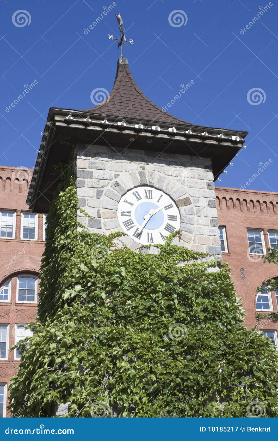 Clock Tower in Milwaukee stock image. Image of building - 10185217
