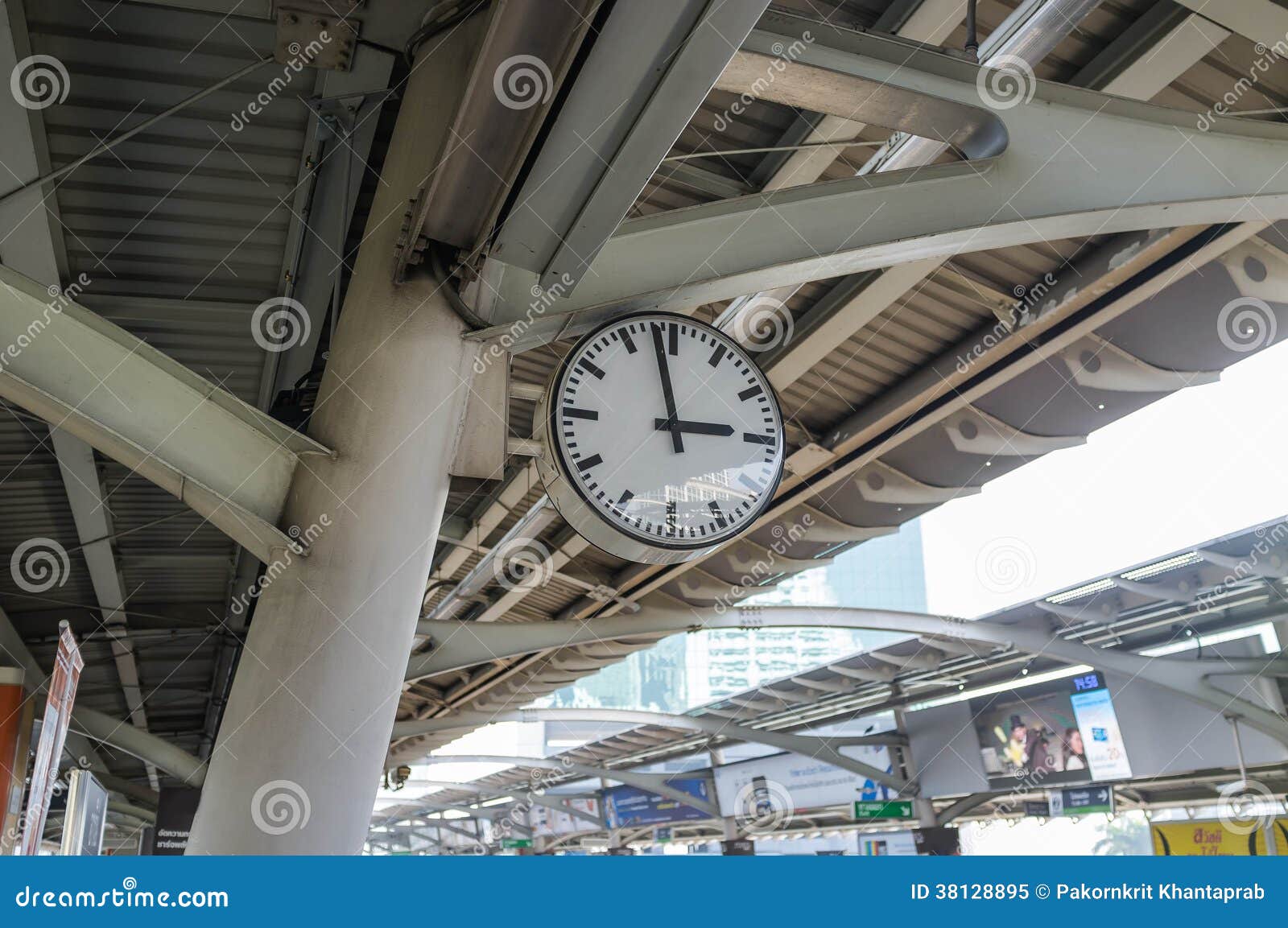 Clock in Train Station stock image. Image of hurry, life - 38128895