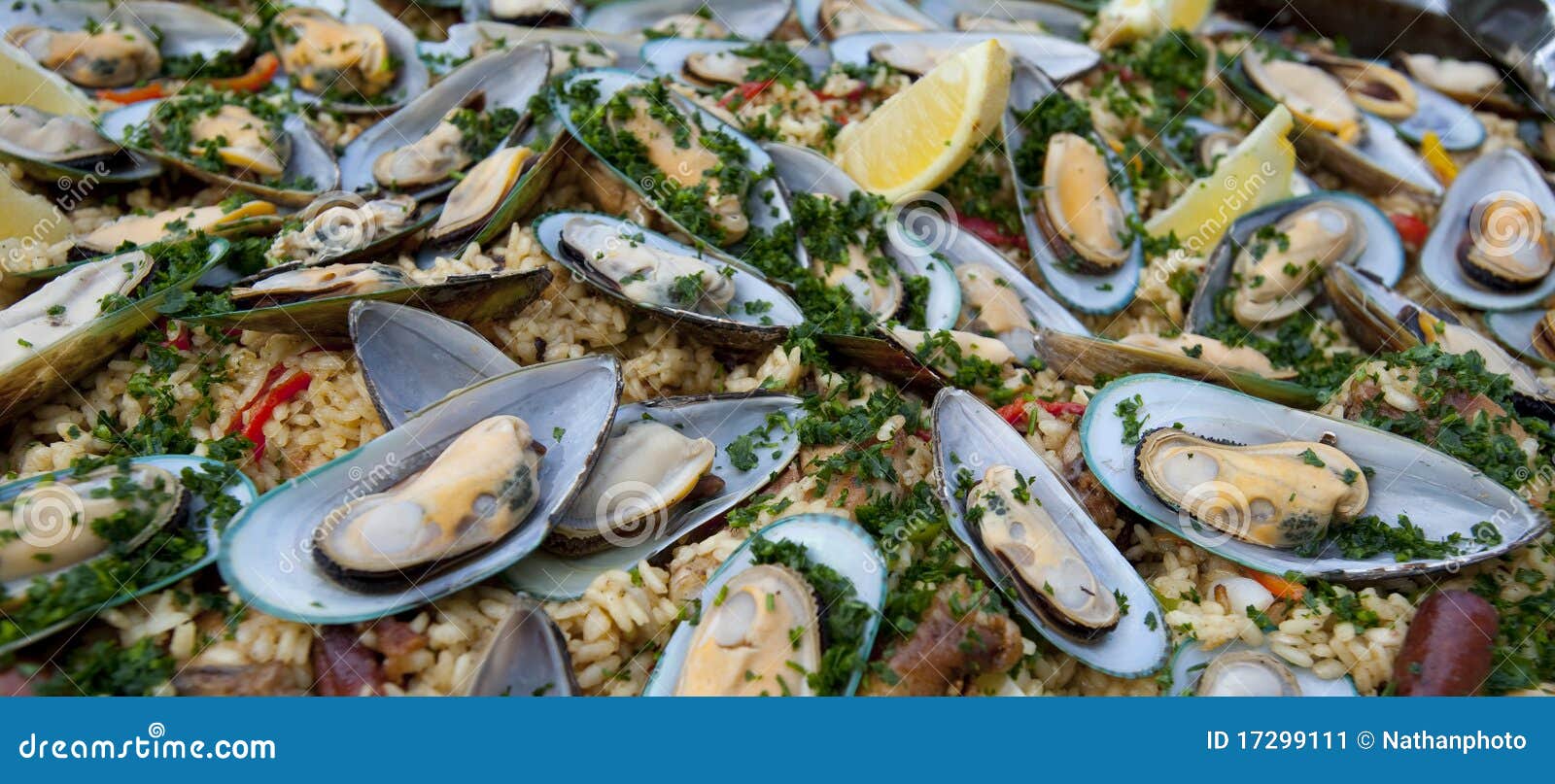 Cloe Do Paella Acima, Prato Espanhol Tradicional Imagem de Stock ...