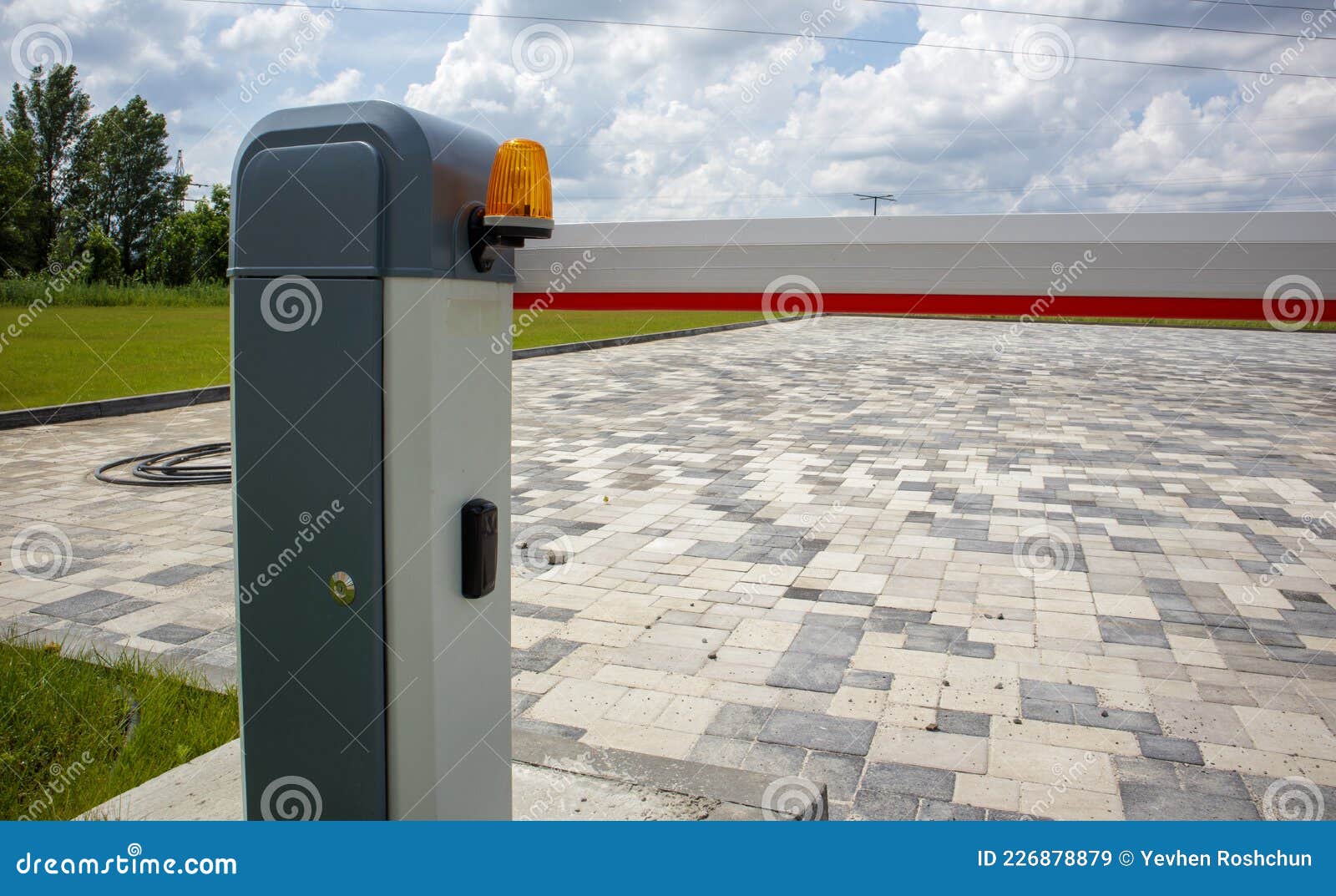 Close the Gate. Automatic Security System. Automatic Entry System ...