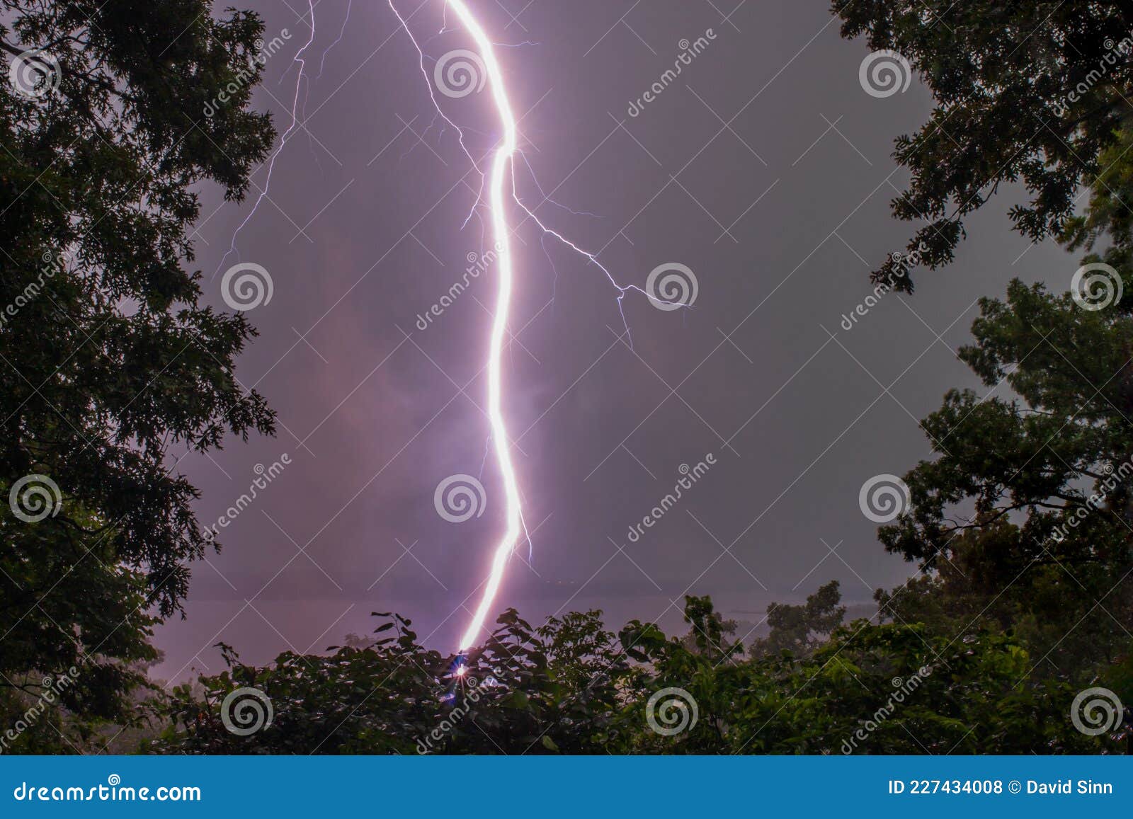 Close Lightning Bolt Striking Down Stock Photo - Image of daytime ...