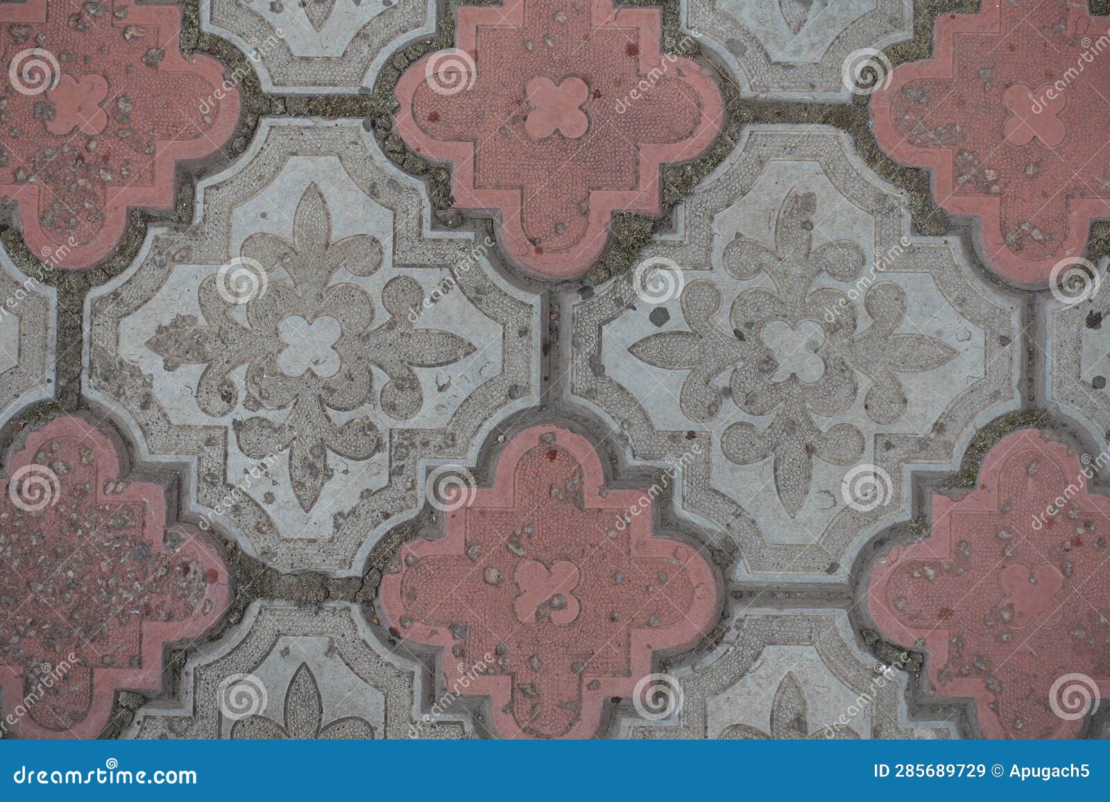 Close Shot of Red and Gray Curvy Segmental Concrete Pavement Stock ...