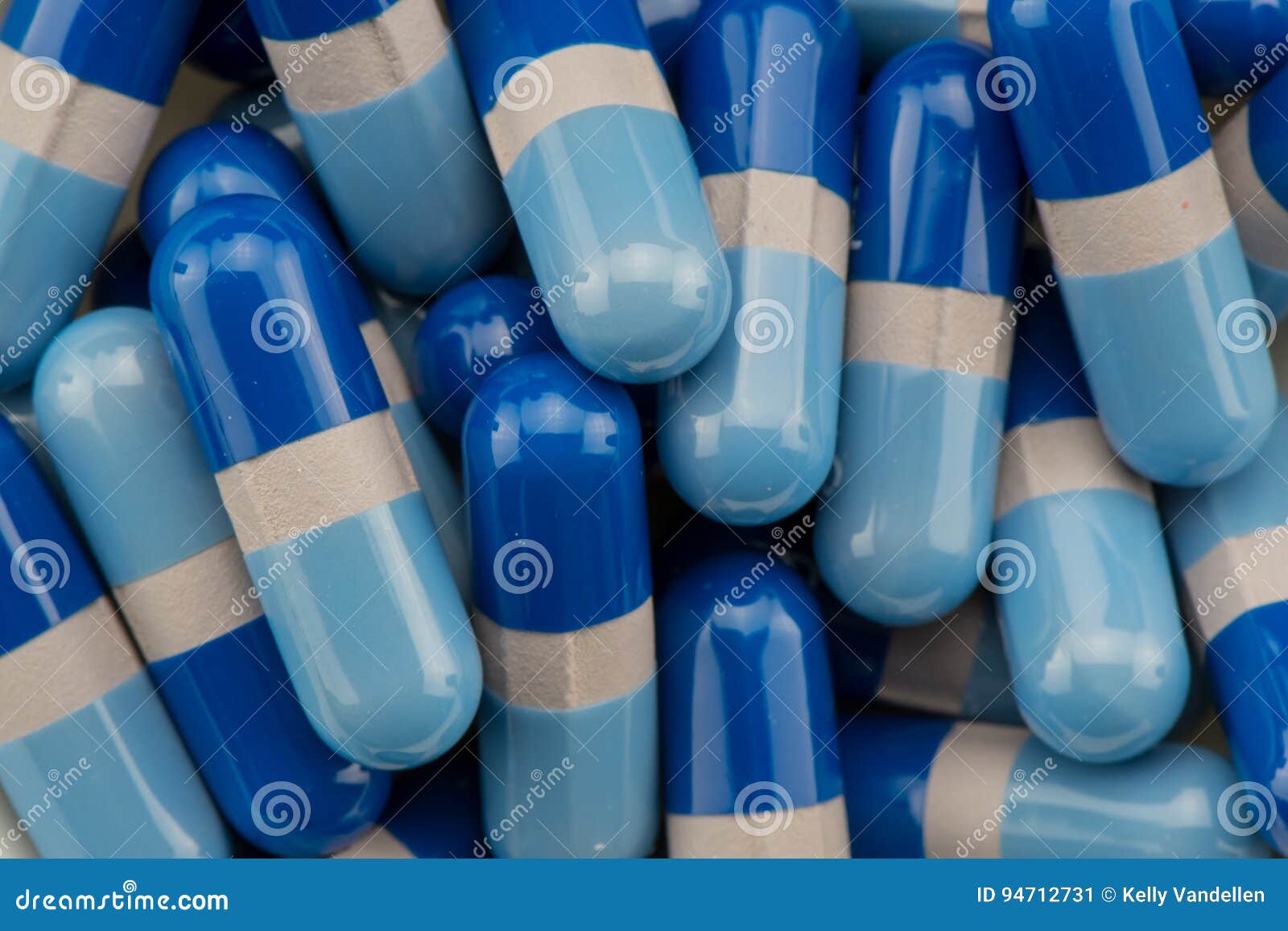 Close Up of Acetaminophen Gelcaps Stock Image - Image of reduction ...