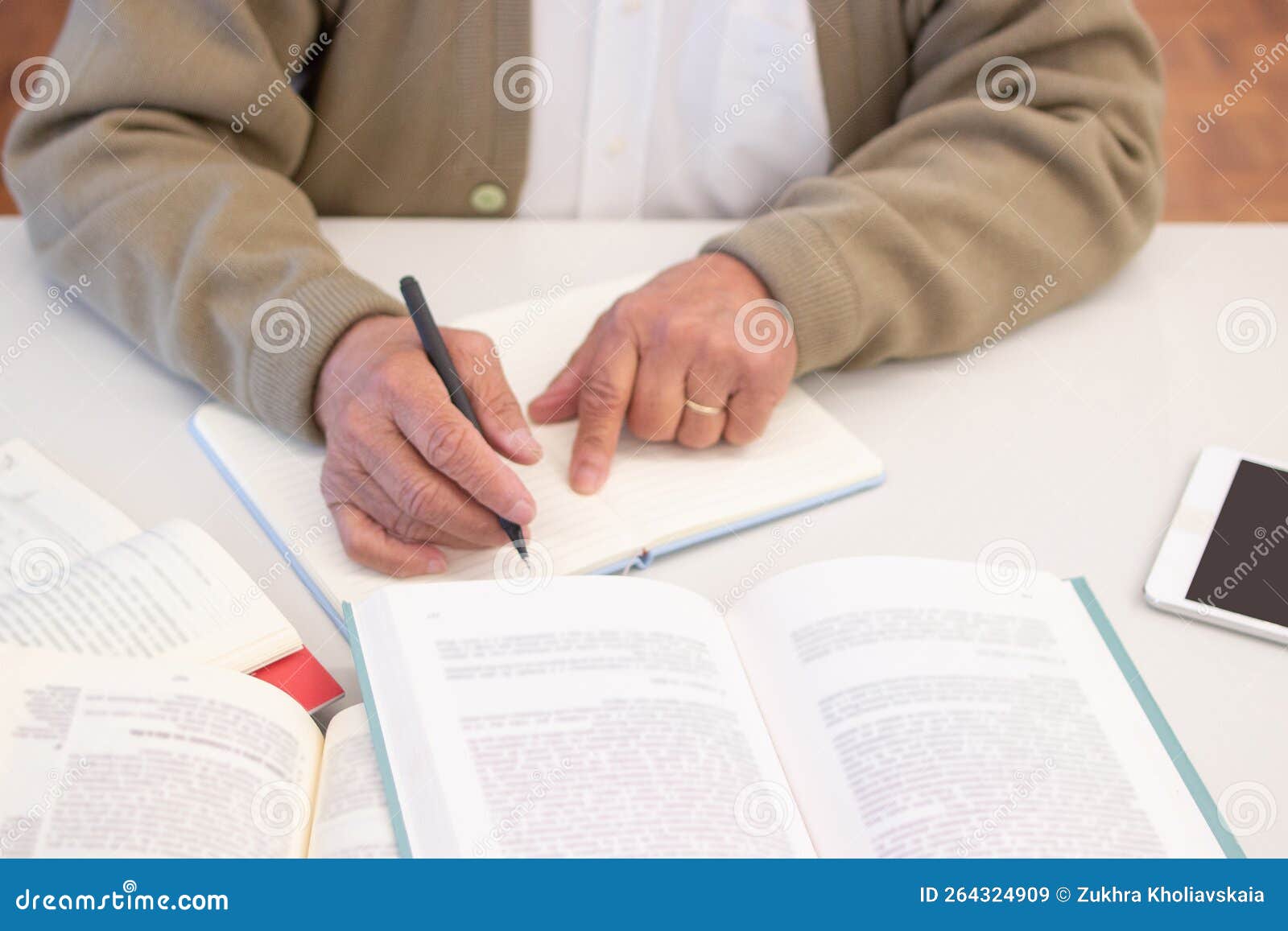 Close-up of Aged Man Holding Pen in Hands and Writing Stock Image ...