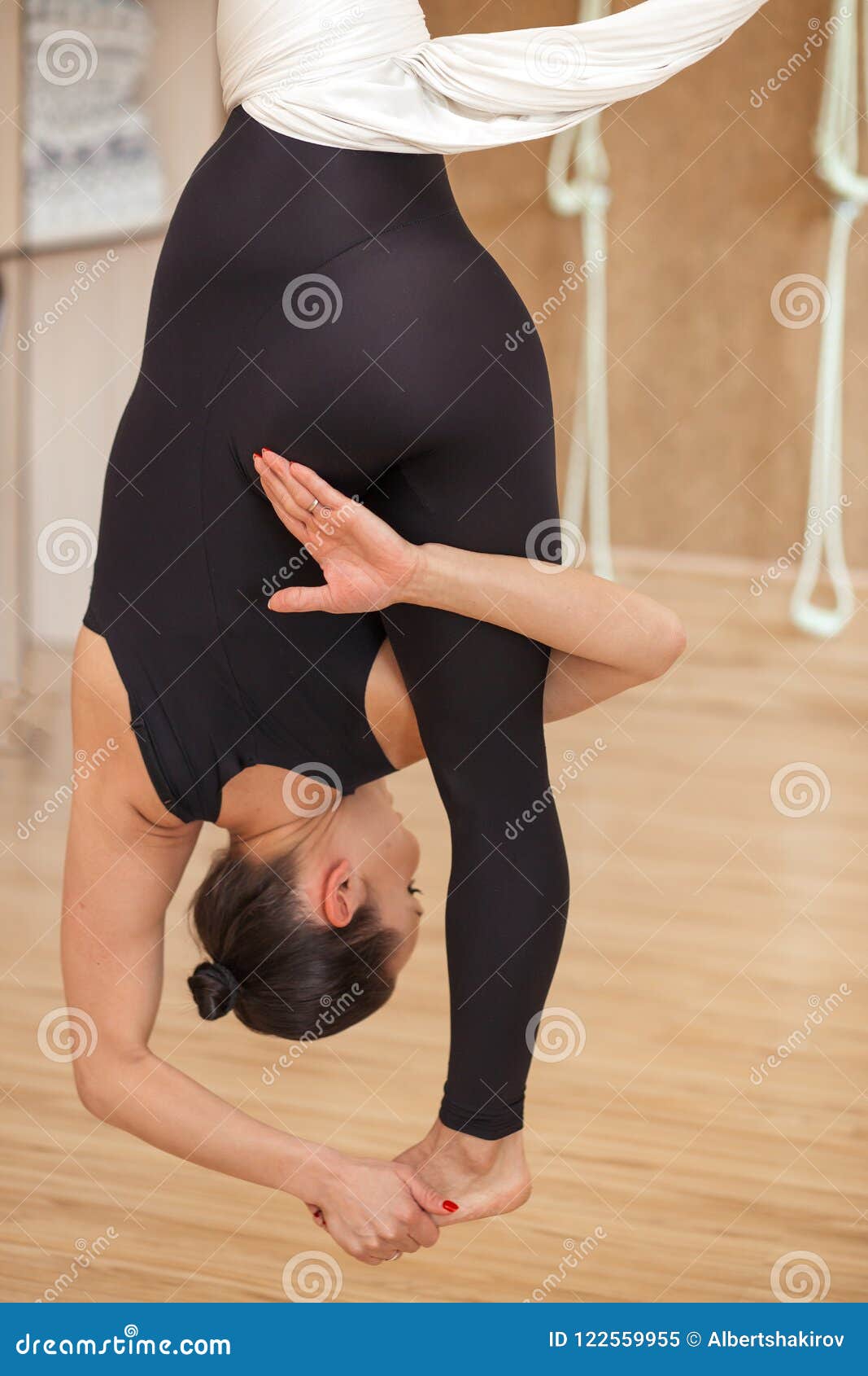 Close up back view photo. stock image. Image of concentration - 122559955