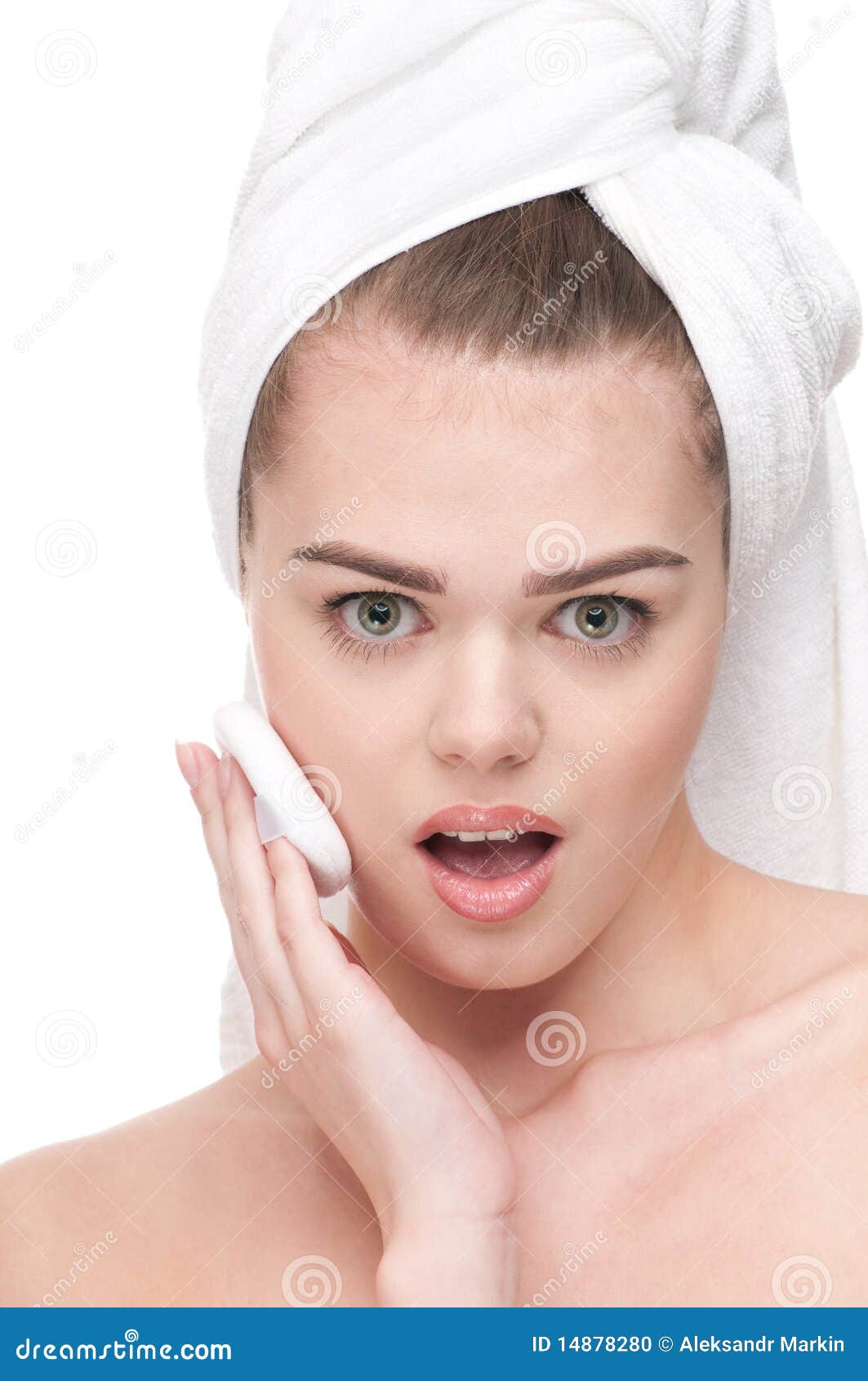 Close-up of Beauty Woman Applying Sponge Stock Photo - Image of ...