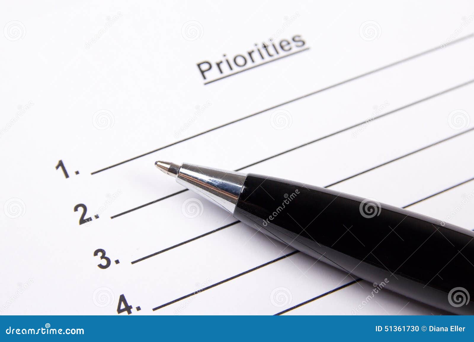 Close Up of Blank List of Priorities and Pen Stock Photo - Image of ...