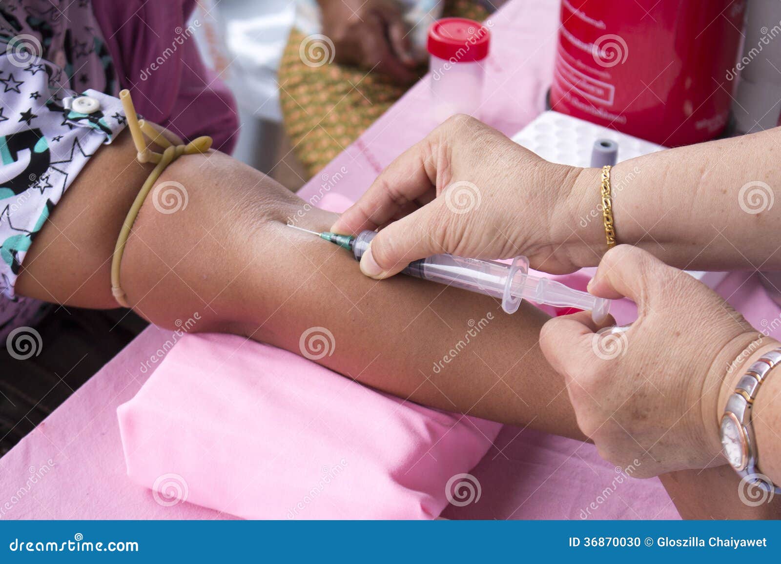 Close Up of Blood Extraction in Lab Stock Photo - Image of medicine ...