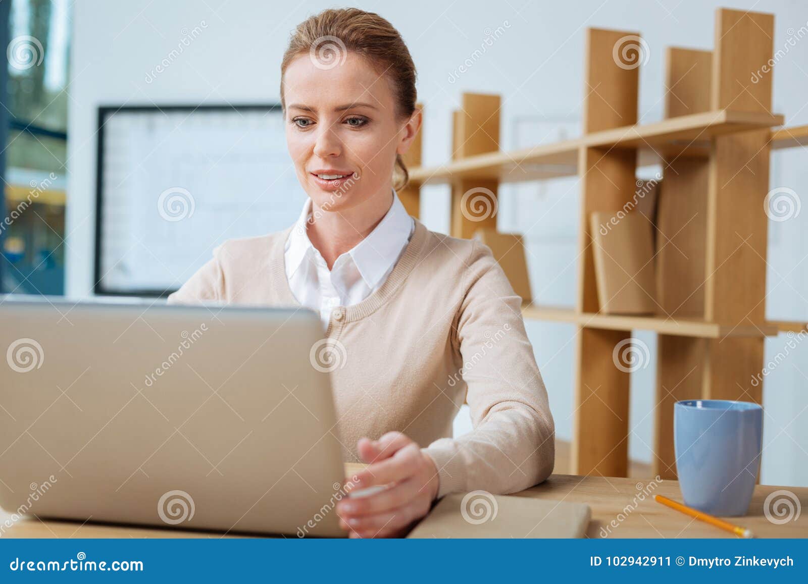 Close up of busy secretary stock image. Image of network - 102942911