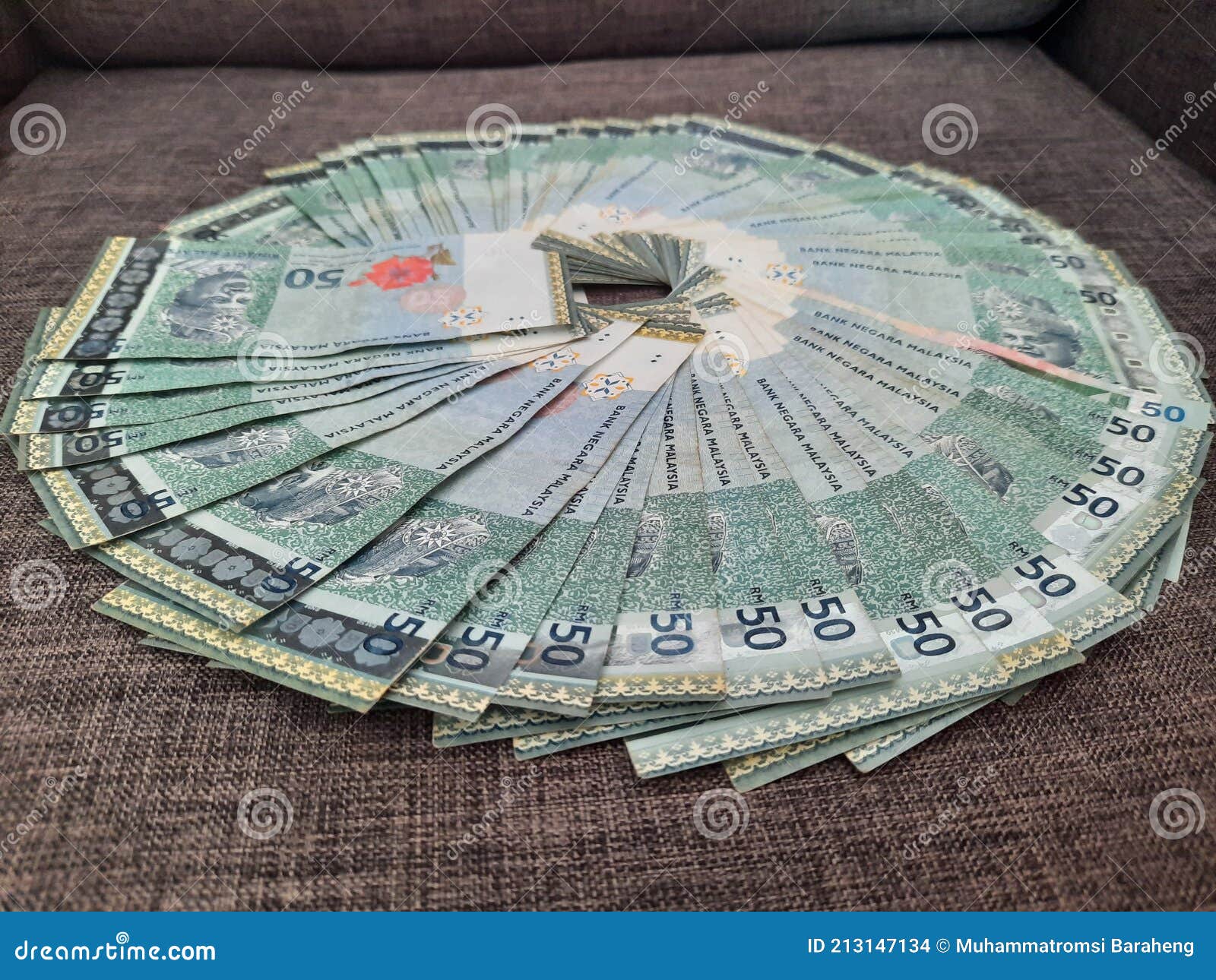 Close Up of Cash Ringgit Malaysia on the the Sofa. Blurred Backgrounds ...