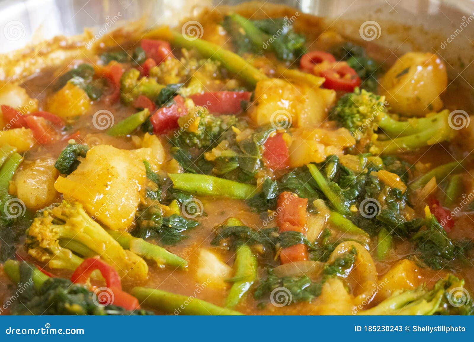 Close Up of Chicken Curry with Green Beans and Sauce Stock Image ...