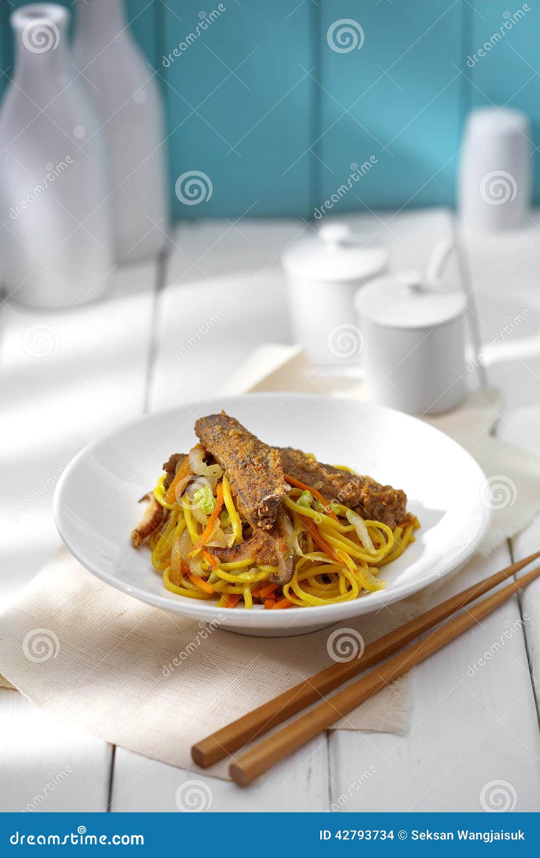Close Up Chinese Noodle and Fish Fried Stock Photo - Image of cuisine ...