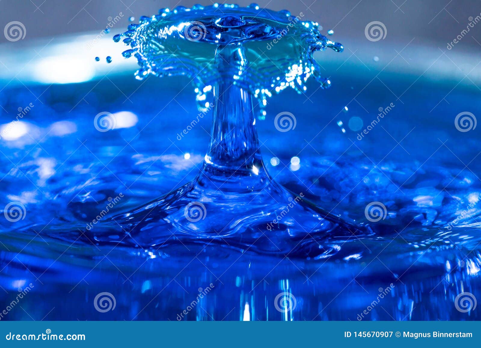 Close Up of Clear Blue Water Drops Colliding Stock Image - Image of ...
