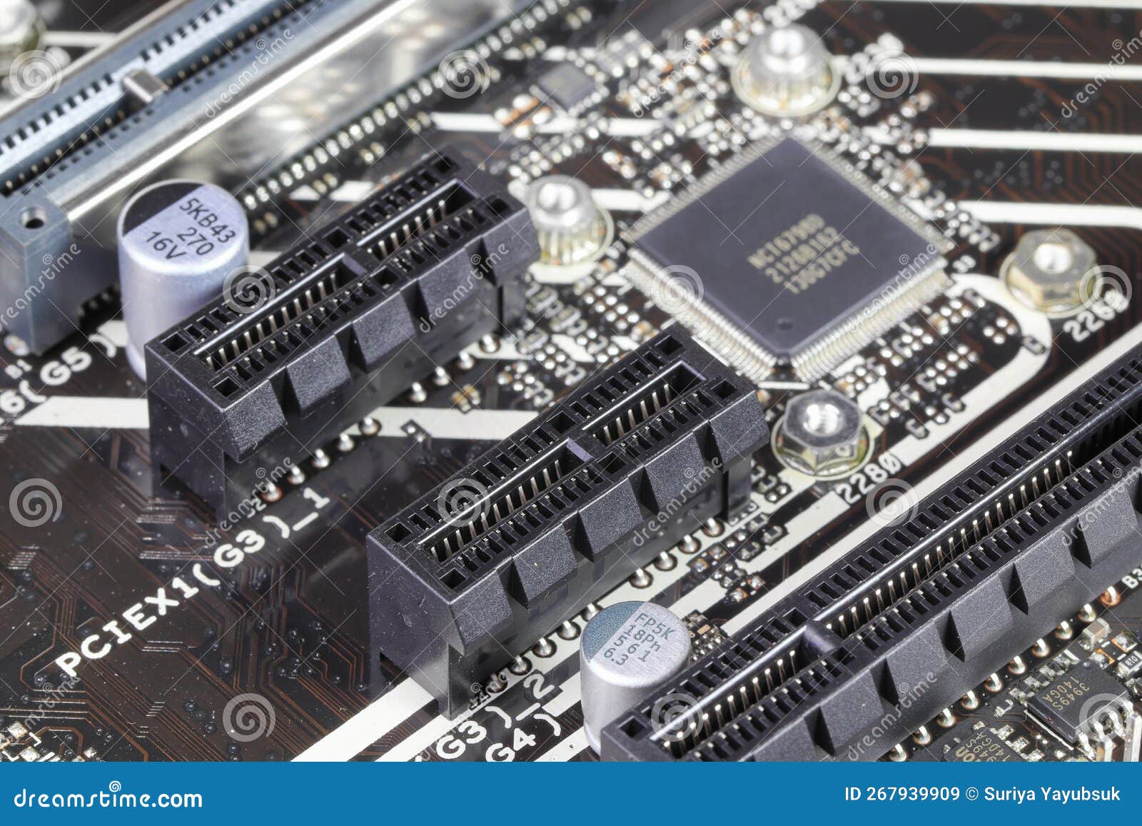 Close Up PCIe M.2 E Key Frmale Connector Interface For Mini PCIe WiFi ...