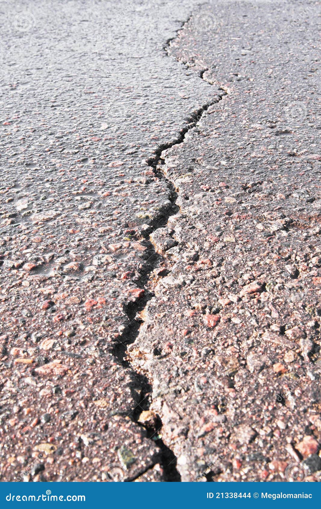Close-up of Crack on the Road Stock Photo - Image of crack, cracked ...