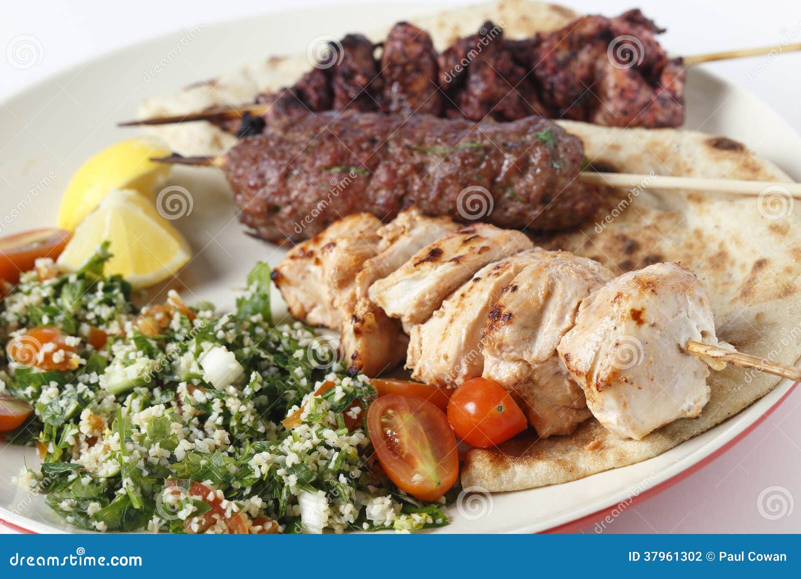 Close Up Da Refeição Do BBQ De Kebabe Foto de Stock - Imagem de ...