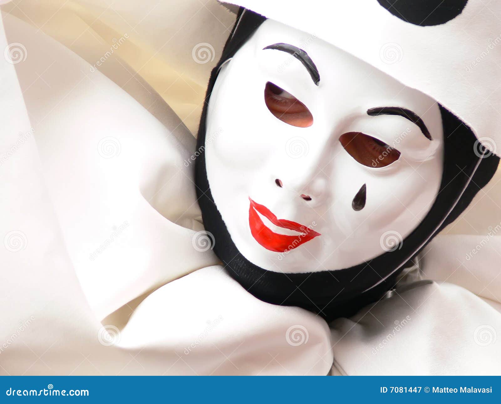 Close-up de Pierrot imagem de stock. Imagem de expressar - 7081447