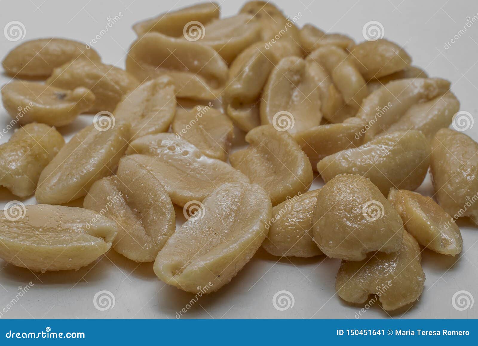 Peeled peanuts stock image. Image of ingredient, diet - 150451641