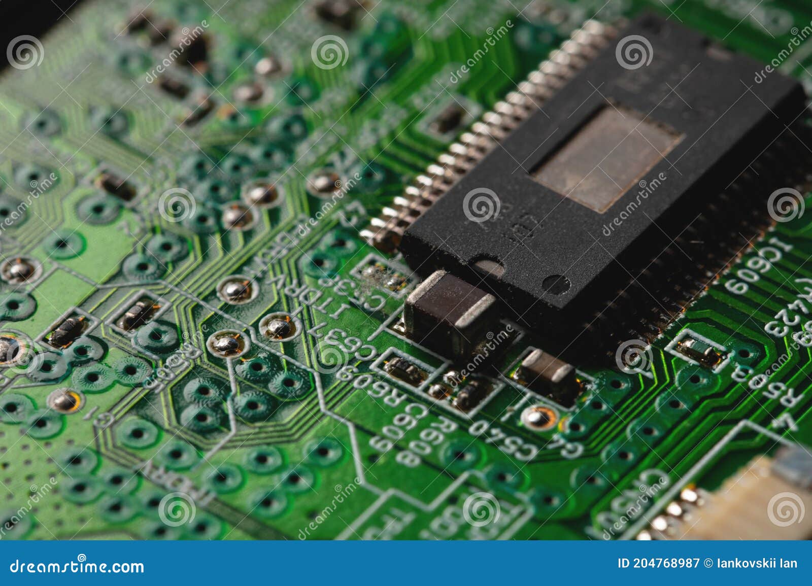 Close-up Do Chip Do Computador No Microchip Da Motherboard Verde Pc ...