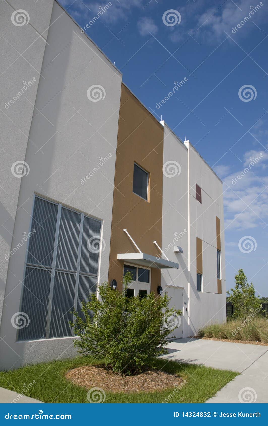 Close Up of Elementary School Stock Photo - Image of canopy, elementary ...