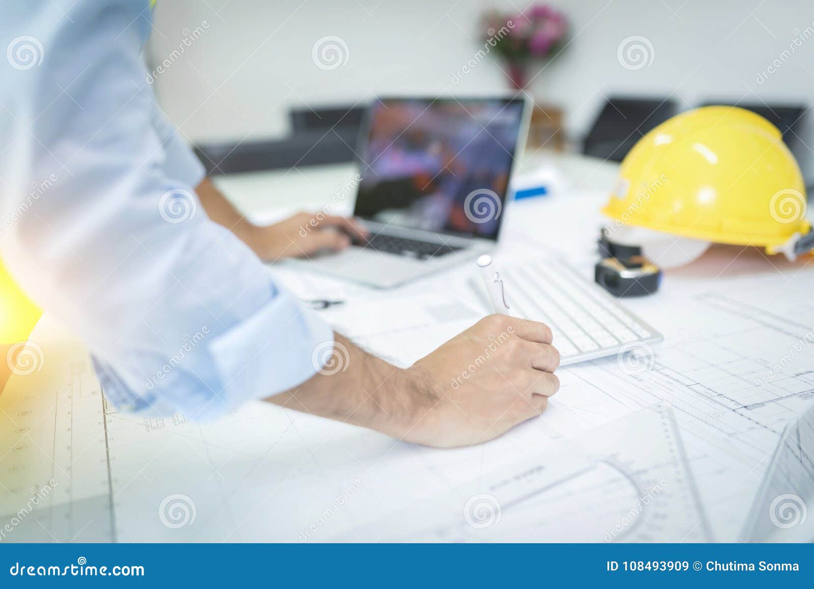 Close Up of Engineer Hand Drawing Plan Stock Image - Image of pencil ...